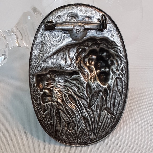 Jewelry | Vintage Embossed Metal Lions In Grasses Brooch | Poshmark